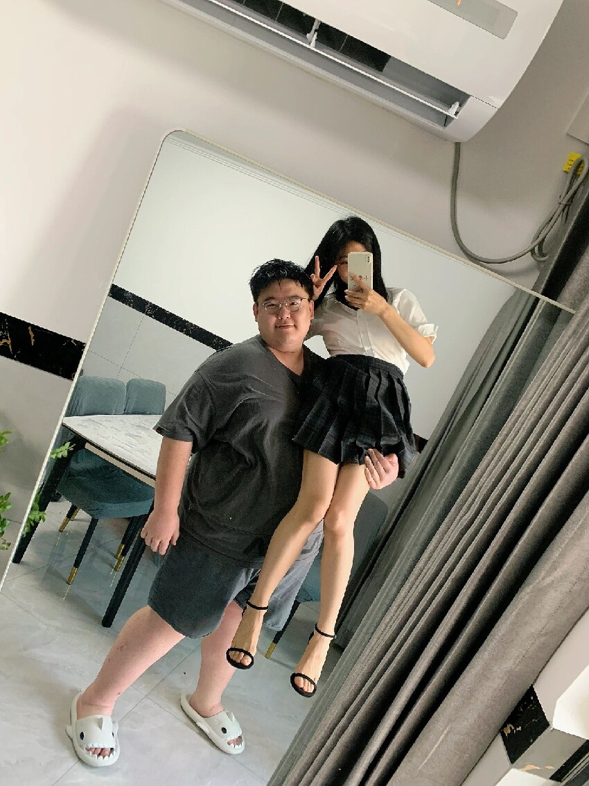 根本不般配！甜美女孩「交往破百公斤胖男」被網友酸爆 她委屈曝「背後真正原因」：都誤會了-picelse.com - 趣聞圖說